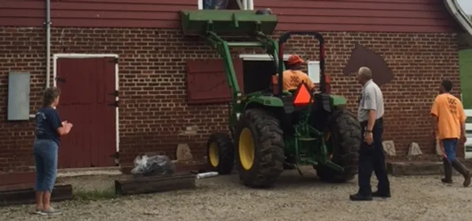 Barn 4 Cleanup Day – James River Horse Foundation
